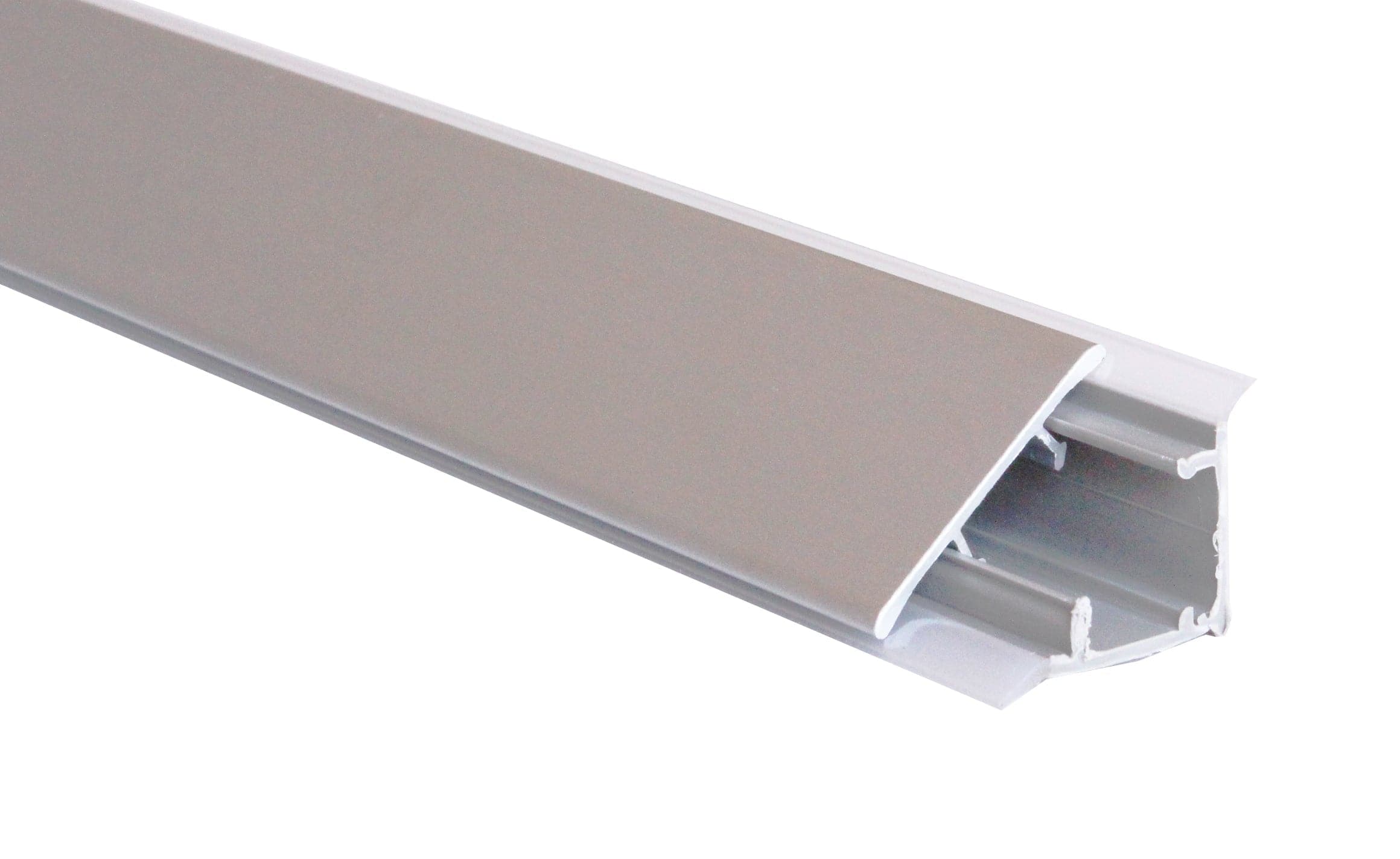Aluminium Triangular Splashback Mt.1 | MaltaShopper – Maltashopper.com